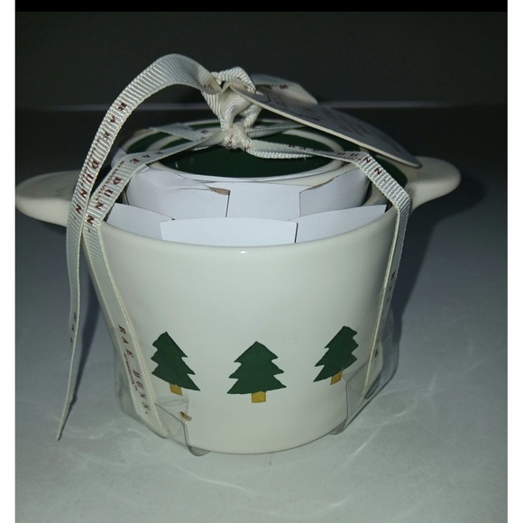Love Tree | Kitchen | Rae Dunn Christmas Pine Tree Measuring Cups Nwt ...